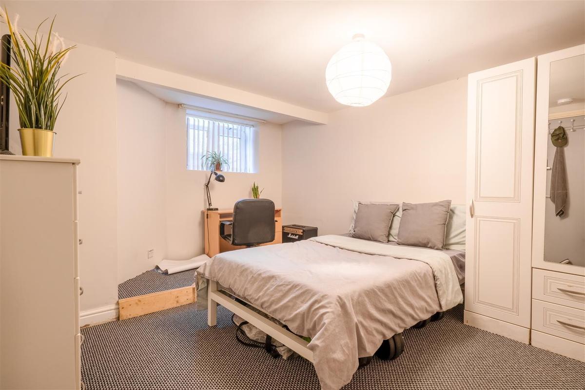 5 bedroom house for rent Tapton House Road Sheffield, S10 5BY | UniHomes