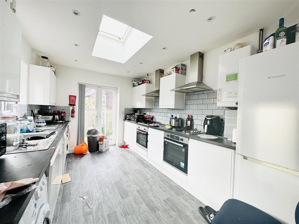 8 bedroom house for rent Lenton Boulevard, Nottingham, NG7 2FQ | UniHomes