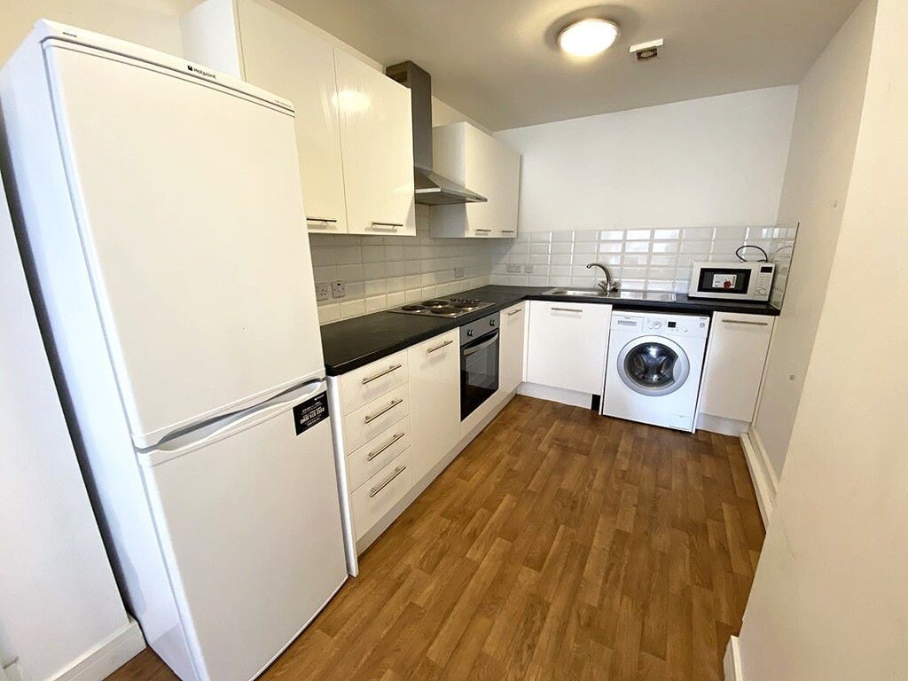 4 bedroom apartment for rent Queen Street, Portsmouth, PO1 3HW | UniHomes