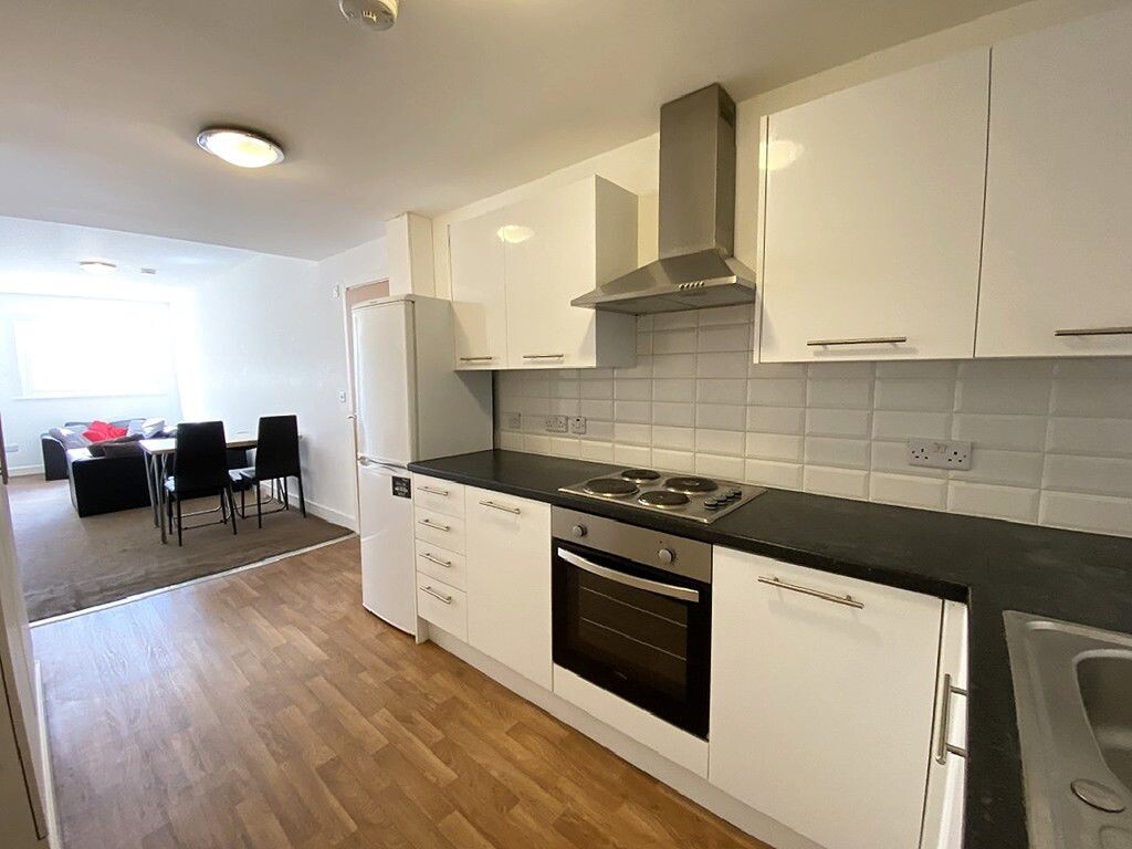 4 bedroom apartment for rent Queen Street, Portsmouth, PO1 3HW | UniHomes