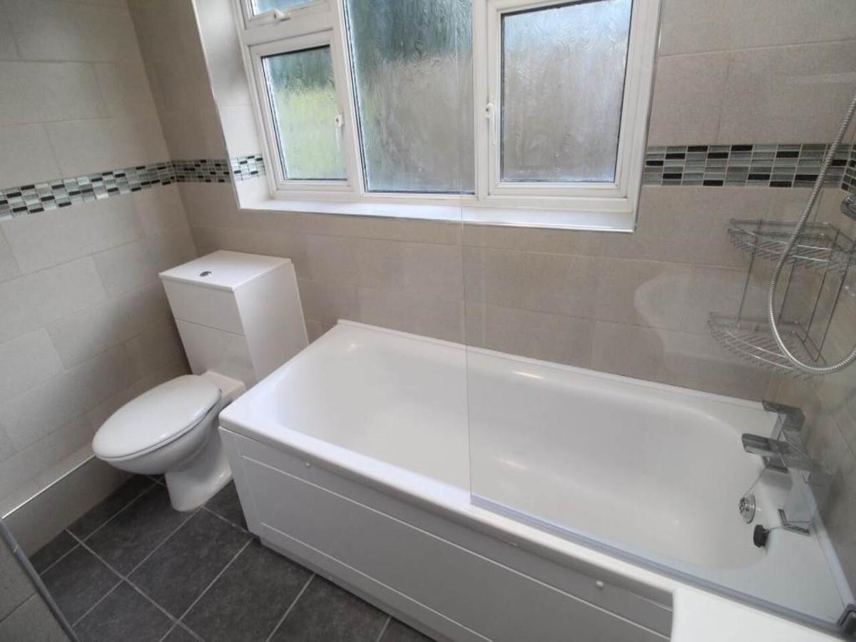 4 bedroom house for rent Robert Street Cardiff, CF24 4PD | UniHomes