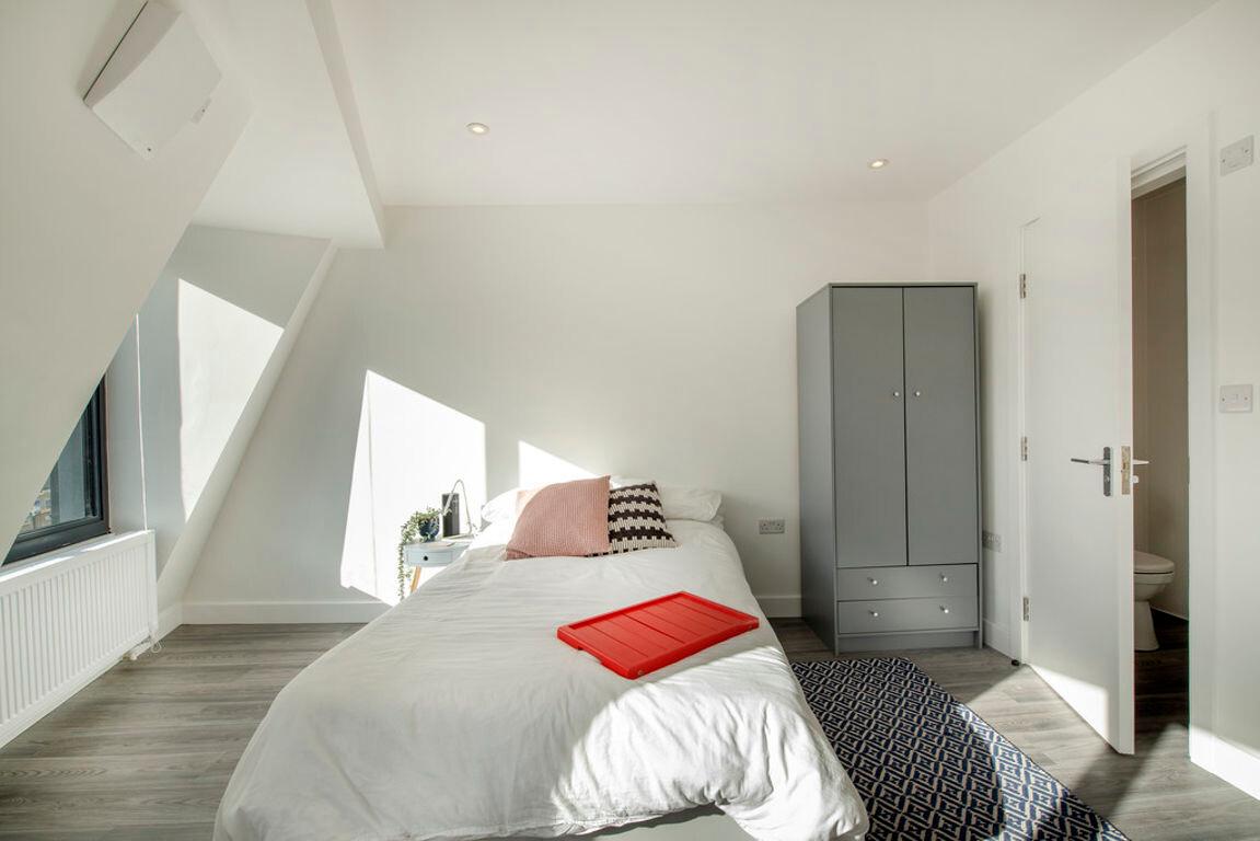 12 bedroom house for rent Derby Road Nottingham, NG7 1LR | UniHomes
