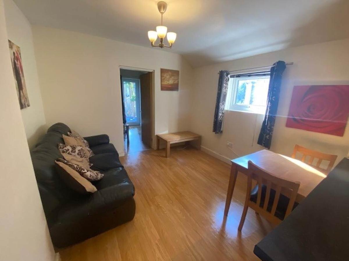 1 bedroom apartment for rent Claude Road, Cardiff, CF24 3QB | UniHomes