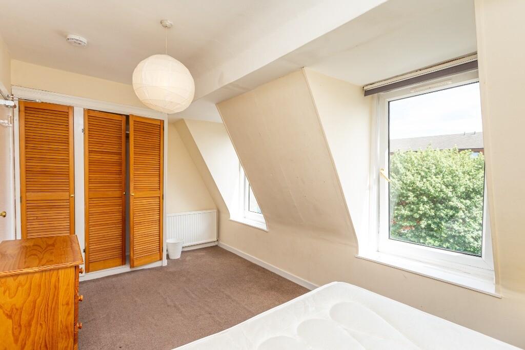 3 bedroom apartment for rent Grove Street, (Tr), Edinburgh, EH3 8AF ...