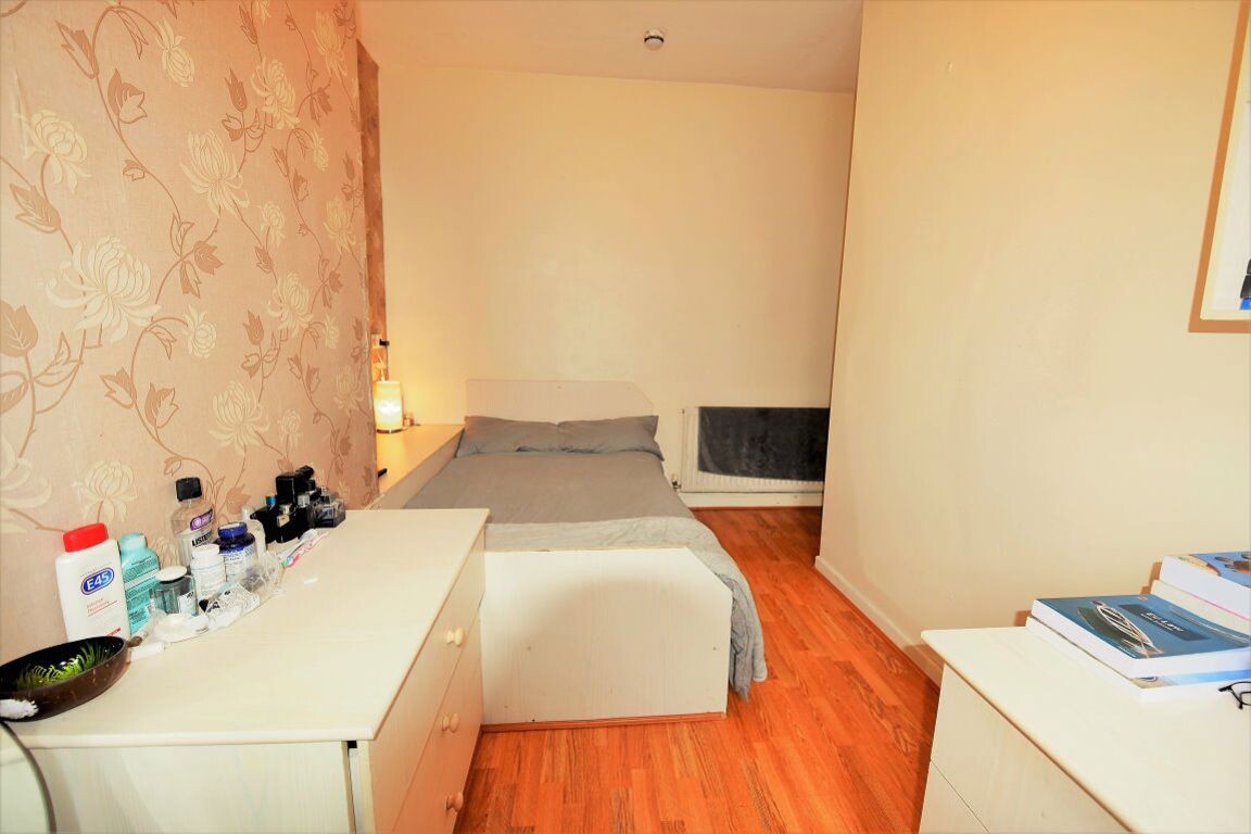 12 bedroom house for rent & 34B Brudenell Mount Leeds, LS6 1HS | UniHomes