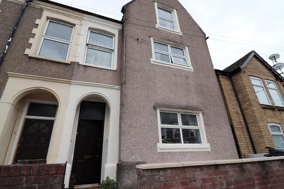 8 bedroom house for rent Salisbury Road, Cardiff, CF24 4AD | UniHomes