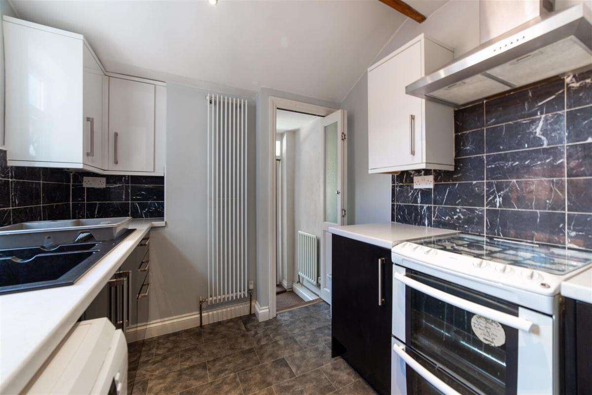 4 bedroom apartment for rent Simonside Terrace Newcastle, NE6 5LF ...