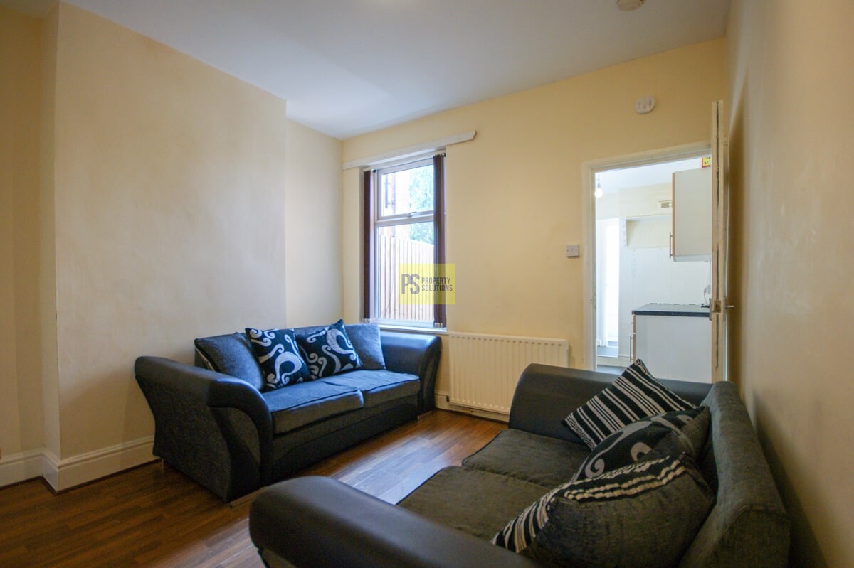 2 bedroom house for rent Winnie Road Selly Oak Birmingham, B29 6JX ...