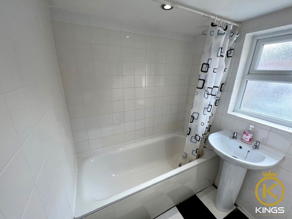 4 bedroom house for rent Stansted Road, Portsmouth, PO5 1RZ | UniHomes