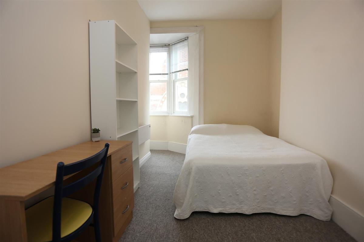 4 bedroom apartment for rent Powis Road Brighton, BN1 3HJ | UniHomes