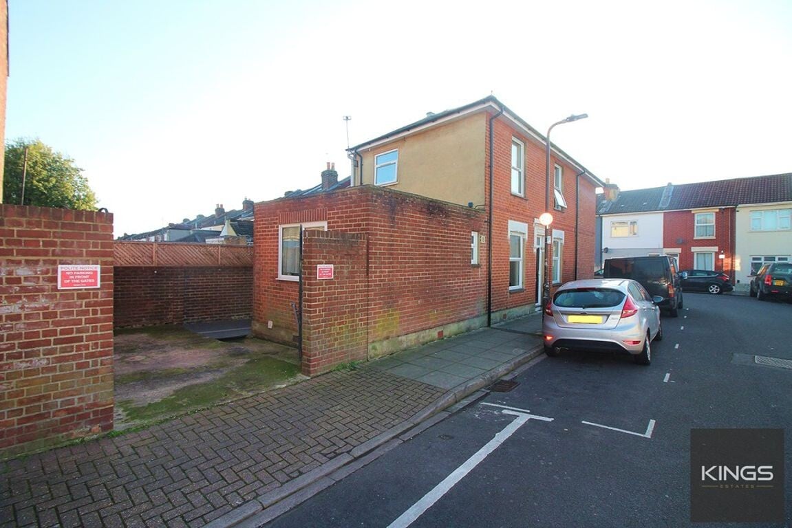 5 bedroom house for rent Boulton Road, Portsmouth, PO5 1NT | UniHomes