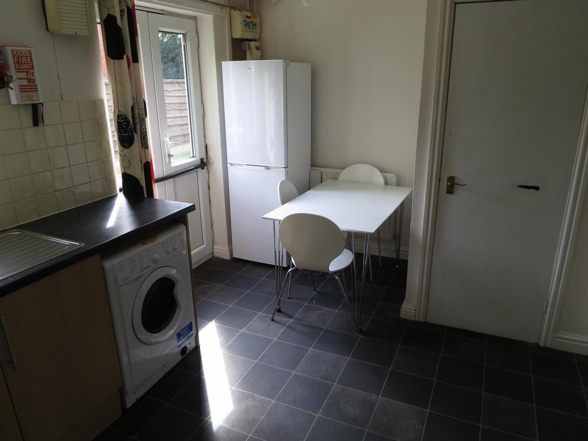 5 bedroom house for rent J J Thomson Mews Manchester, M14 6JT | UniHomes