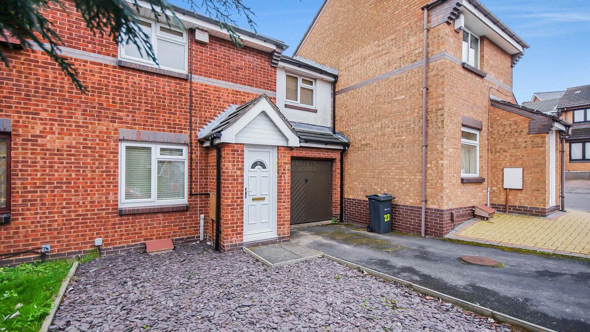 4 bedroom house for rent Gray Street Birmingham, B9 4LS | UniHomes