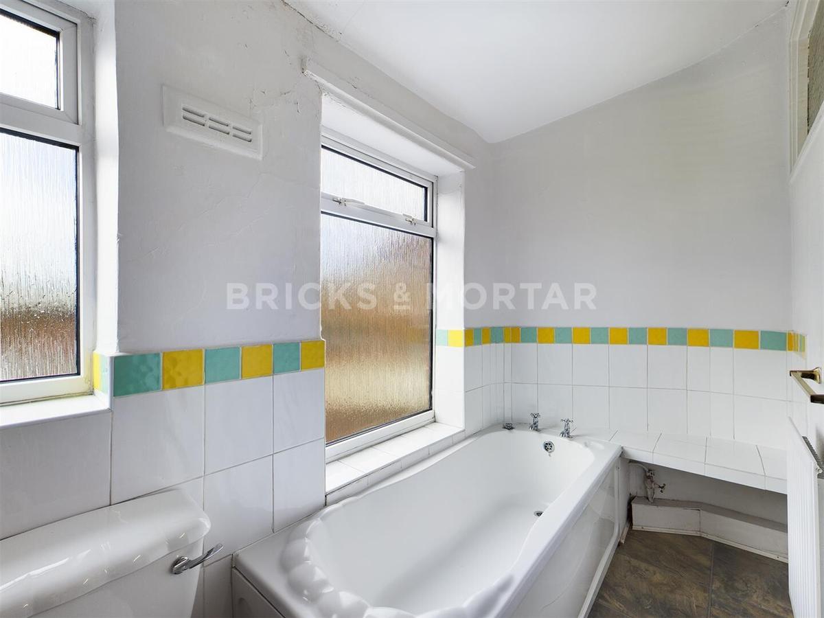 3 bedroom apartment for rent Kenton Road Newcastle, NE3 4NQ | UniHomes