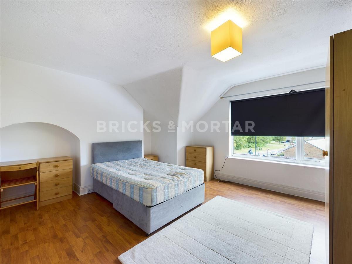 3 bedroom apartment for rent Kenton Road Newcastle, NE3 4NQ | UniHomes