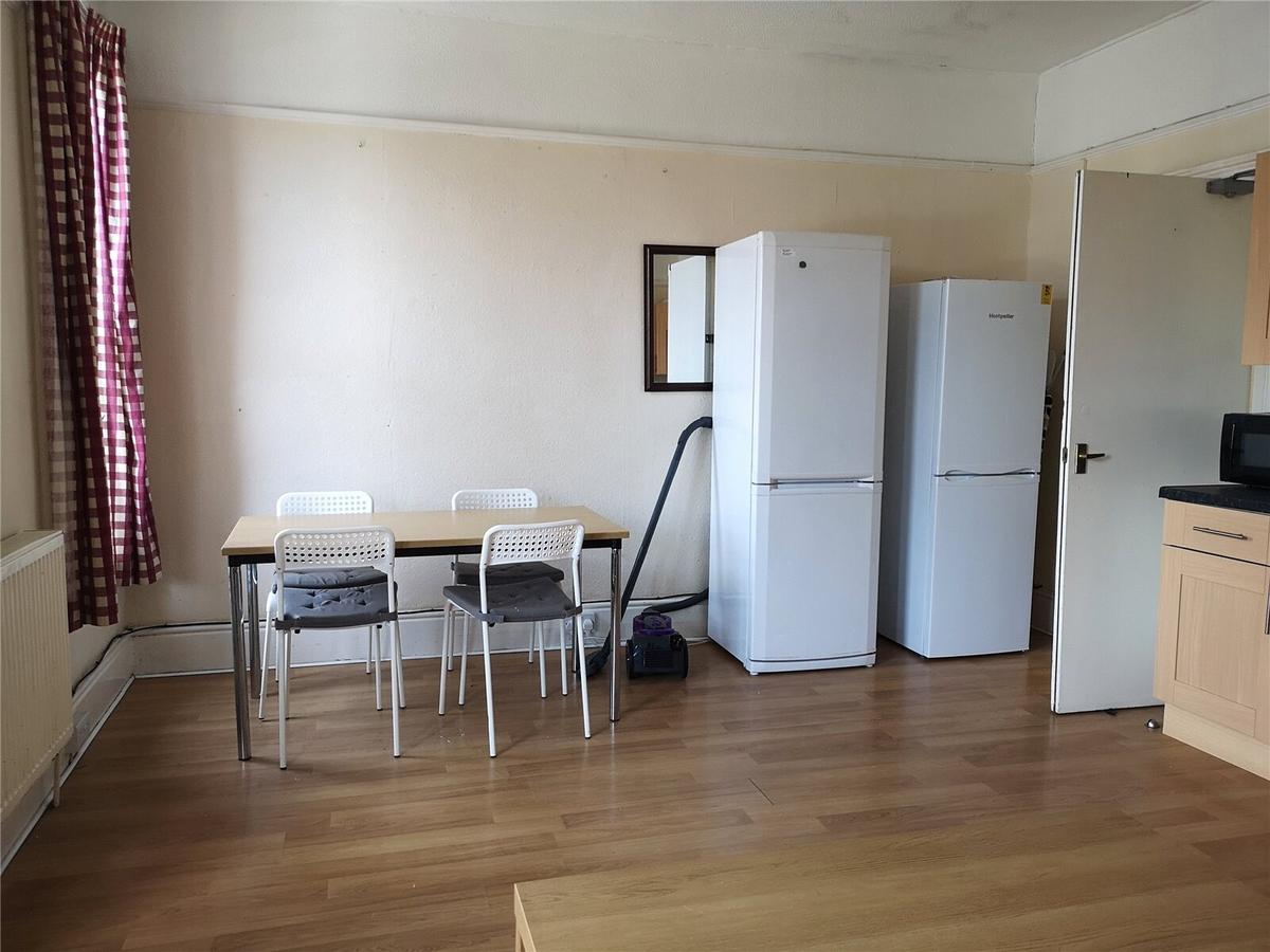5 bedroom apartment for rent Landguard Road, Southampton, SO15 5DL ...