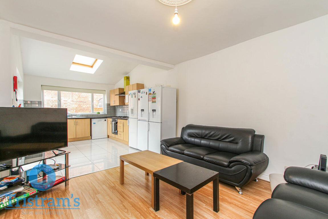 5 bedroom house for rent Greenfield Street Nottingham, NG7 2JN | UniHomes