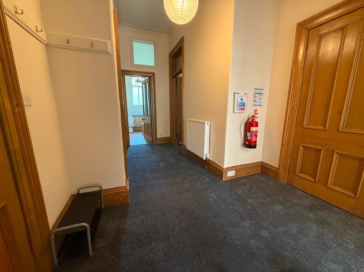 3 bedroom apartment for rent Comiston Road Edinburgh, EH10 6AG | UniHomes