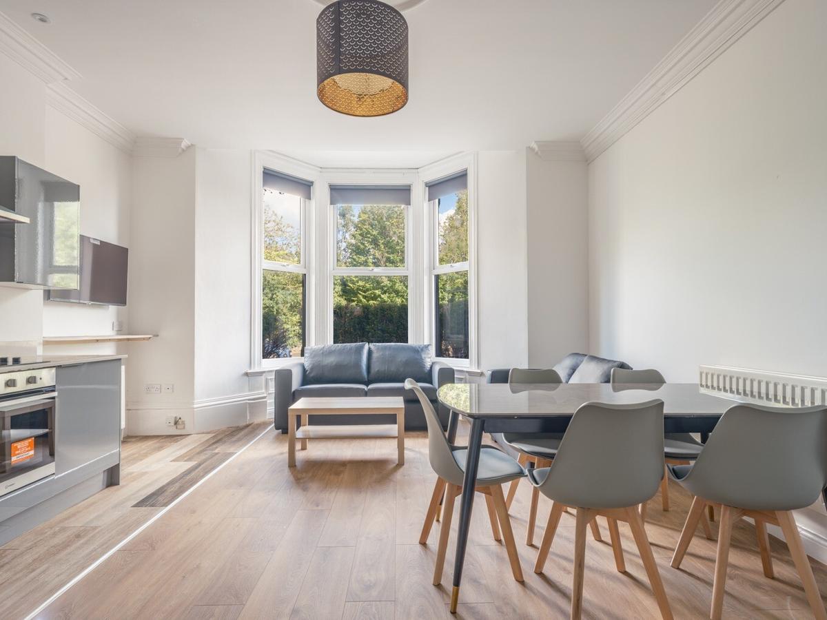 5 bedroom apartment for rent 10 Eslington Terrace Newcastle Upon Tyne ...