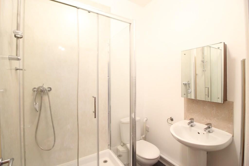 6 bedroom apartment for rent Westgate Buildings, Bath, BA1 1EB | UniHomes