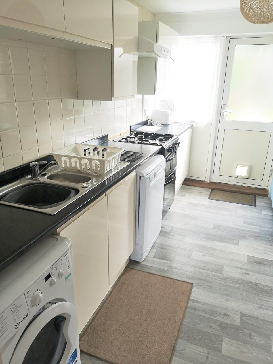 6 bedroom house for rent Meare Road, Bath, BA2 5PX | UniHomes