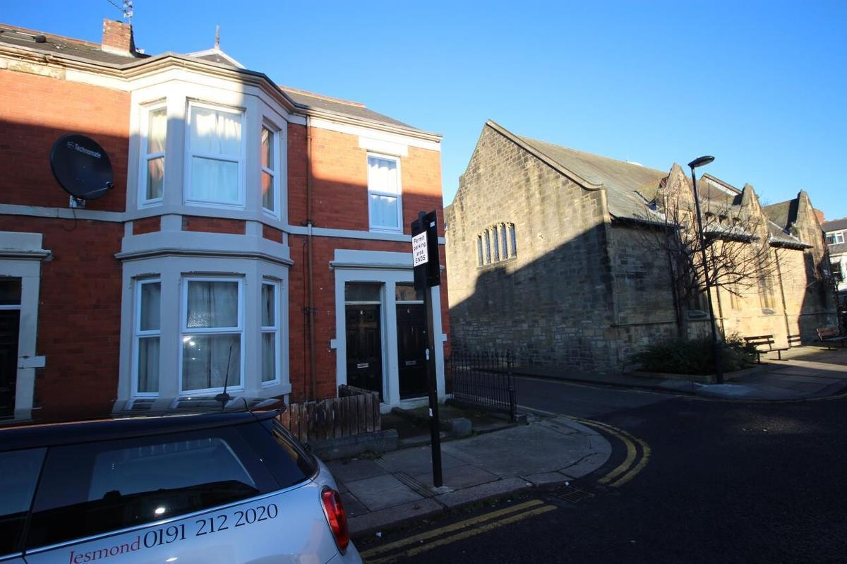 3 bedroom apartment for rent Coniston Avenue, Newcastle, NE2 3HA | UniHomes