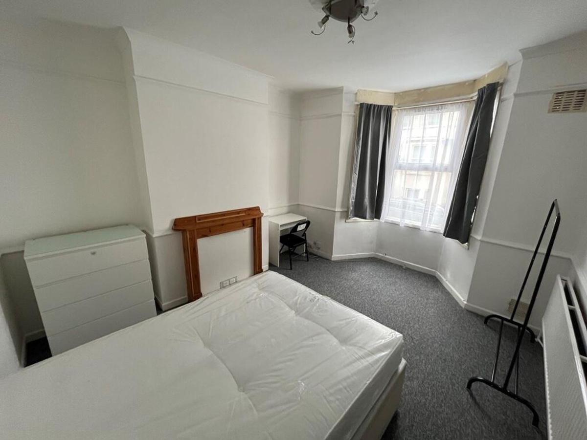 3 bedroom apartment for rent Bristol Bristol, BS2 8UG | UniHomes