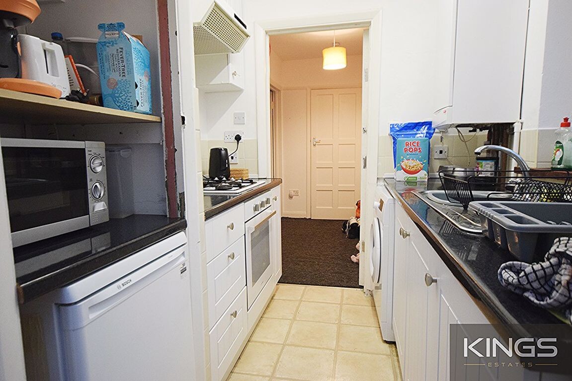 4 bedroom house for rent Saffron Platt, Surrey, GU2 9XX | UniHomes