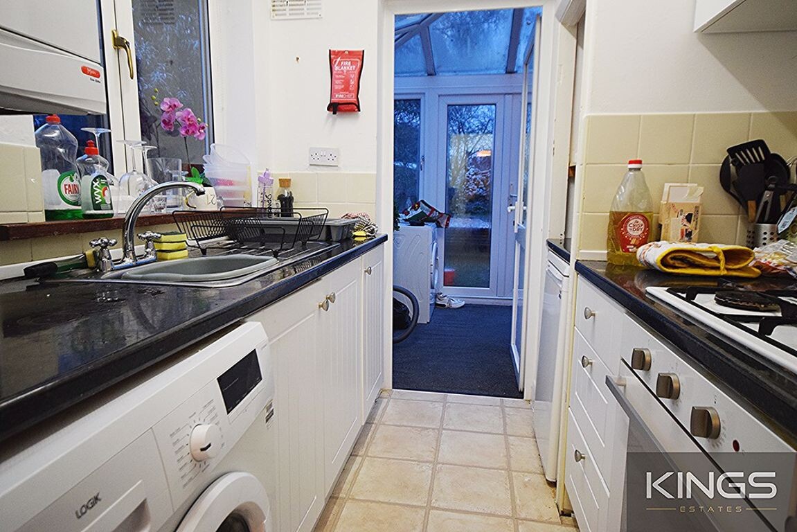 4 bedroom house for rent Saffron Platt, Surrey, GU2 9XX | UniHomes