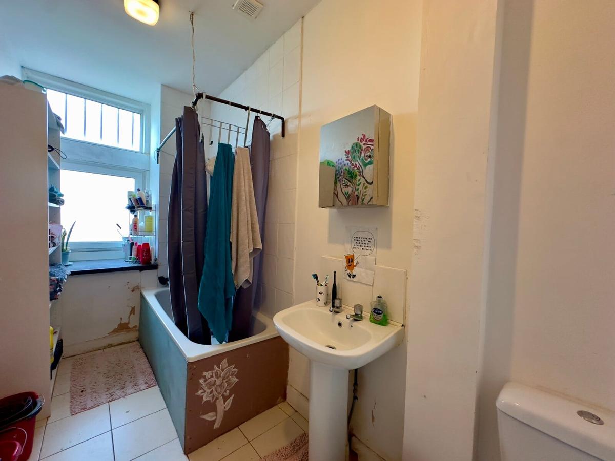 3 bedroom apartment for rent Argyle Street (Hmo), Flat 1/2, Glasgow, G3 ...