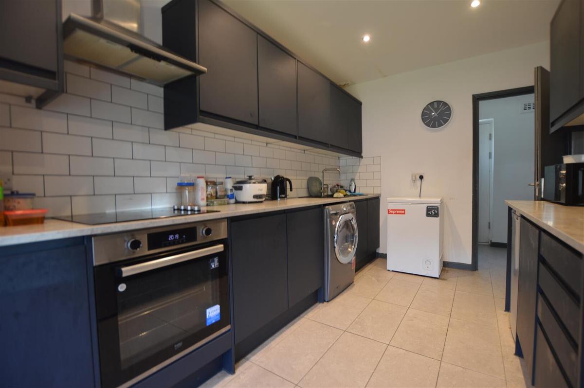 4 bedroom house for rent Maple Drive, Norwich, NR2 4DG | UniHomes