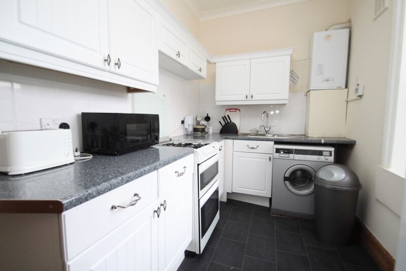 5 bedroom house for rent Holdenhurst Road Bournemouth, BH8 8AS | UniHomes