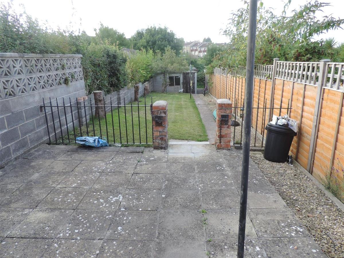 4 bedroom house for rent Coronation Avenue, Bath, BA2 2JS | UniHomes