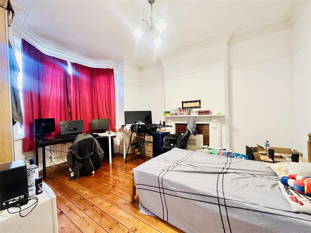 6 bedroom house for rent Woodborough Road Nottingham, NG3 4JT | UniHomes