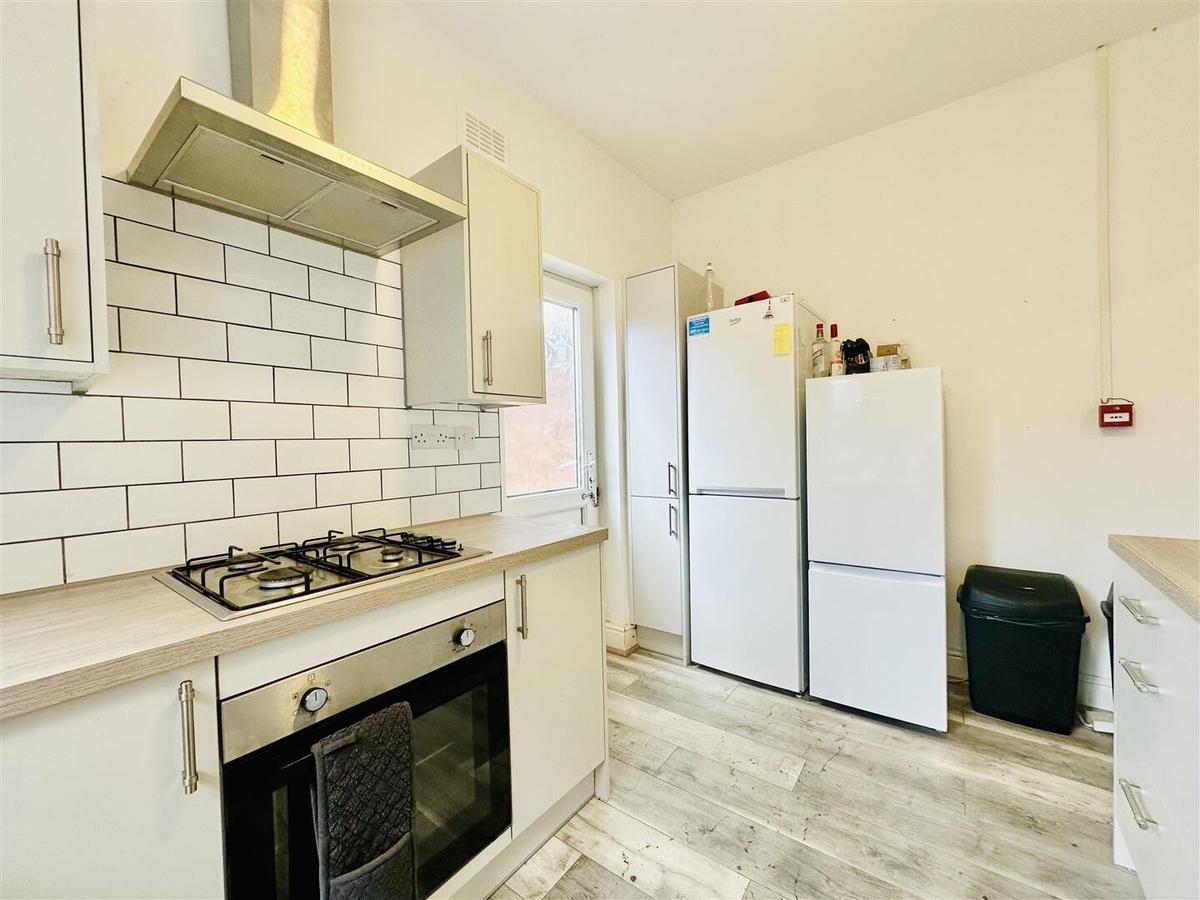 6 bedroom house for rent Woodborough Road Nottingham, NG3 4JT | UniHomes