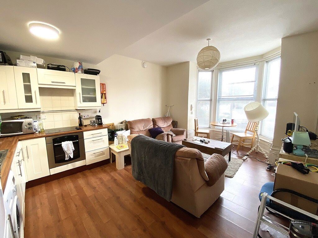 2 bedroom apartment for rent Outram Road Portsmouth, PO5 1QP | UniHomes