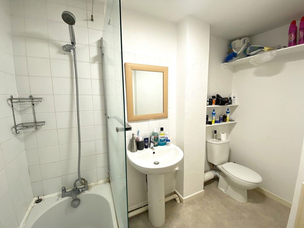 2 bedroom apartment for rent Outram Road Portsmouth, PO5 1QP | UniHomes