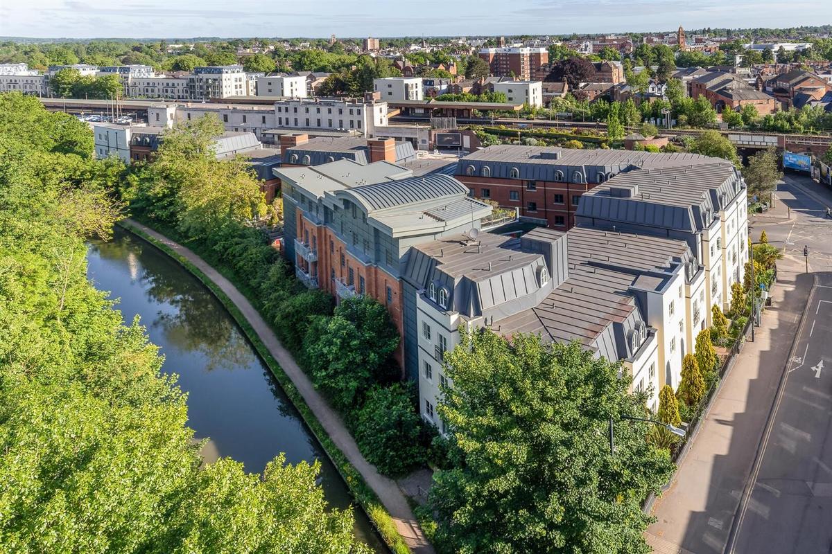 6 bedroom apartment for rent Old Warwick Road Leamington Spa, CV31 3NS ...