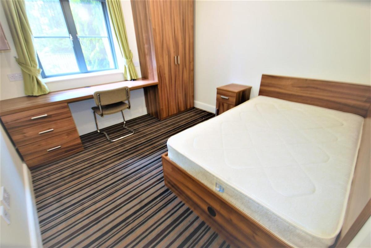 6 bedroom apartment for rent Old Warwick Road Leamington Spa, CV31 3NS ...