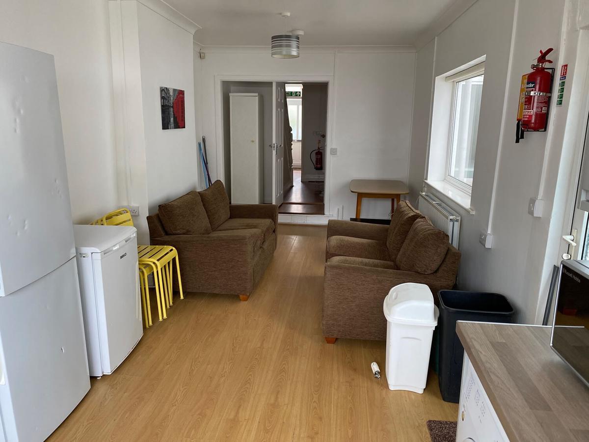 5 bedroom house for rent Alexandra Terrace Brynmill Swansea, SA2 0DU ...