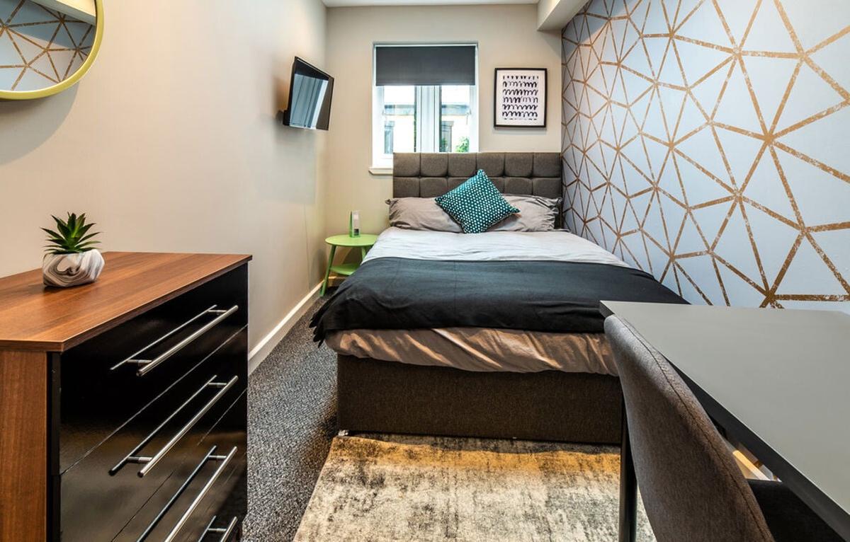 2 bedroom apartment for rent North Sherwood Street Nottingham, NG1 4FJ ...