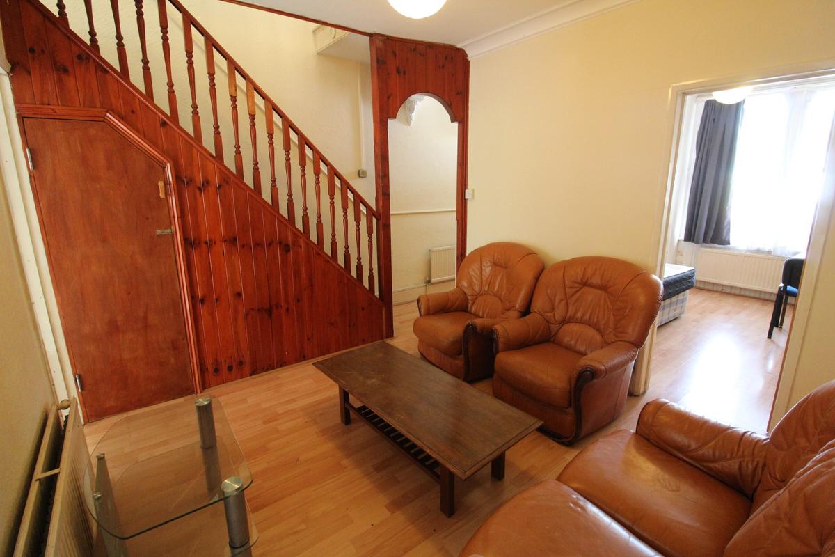 4 bedroom house for rent Riley Road, Brighton, BN2 4AH | UniHomes