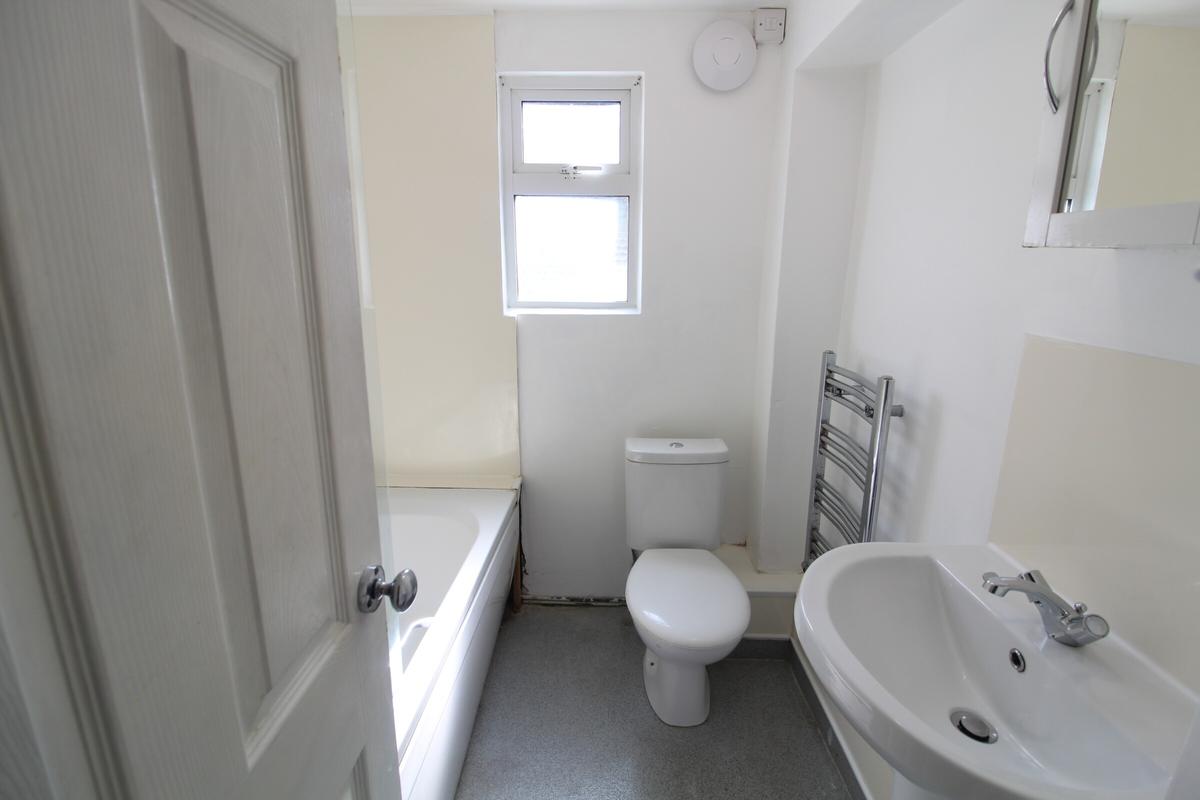 4 bedroom house for rent Riley Road, Brighton, BN2 4AH | UniHomes