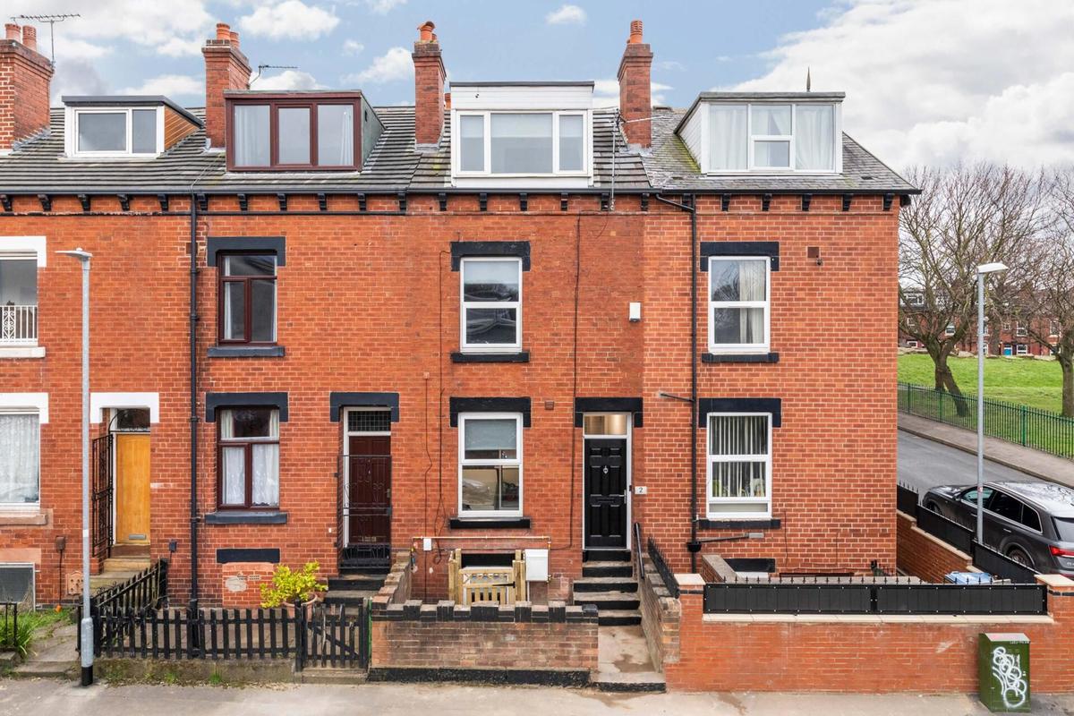 6 bedroom house for rent Spring Grove Walk Leeds, LS6 1RR | UniHomes