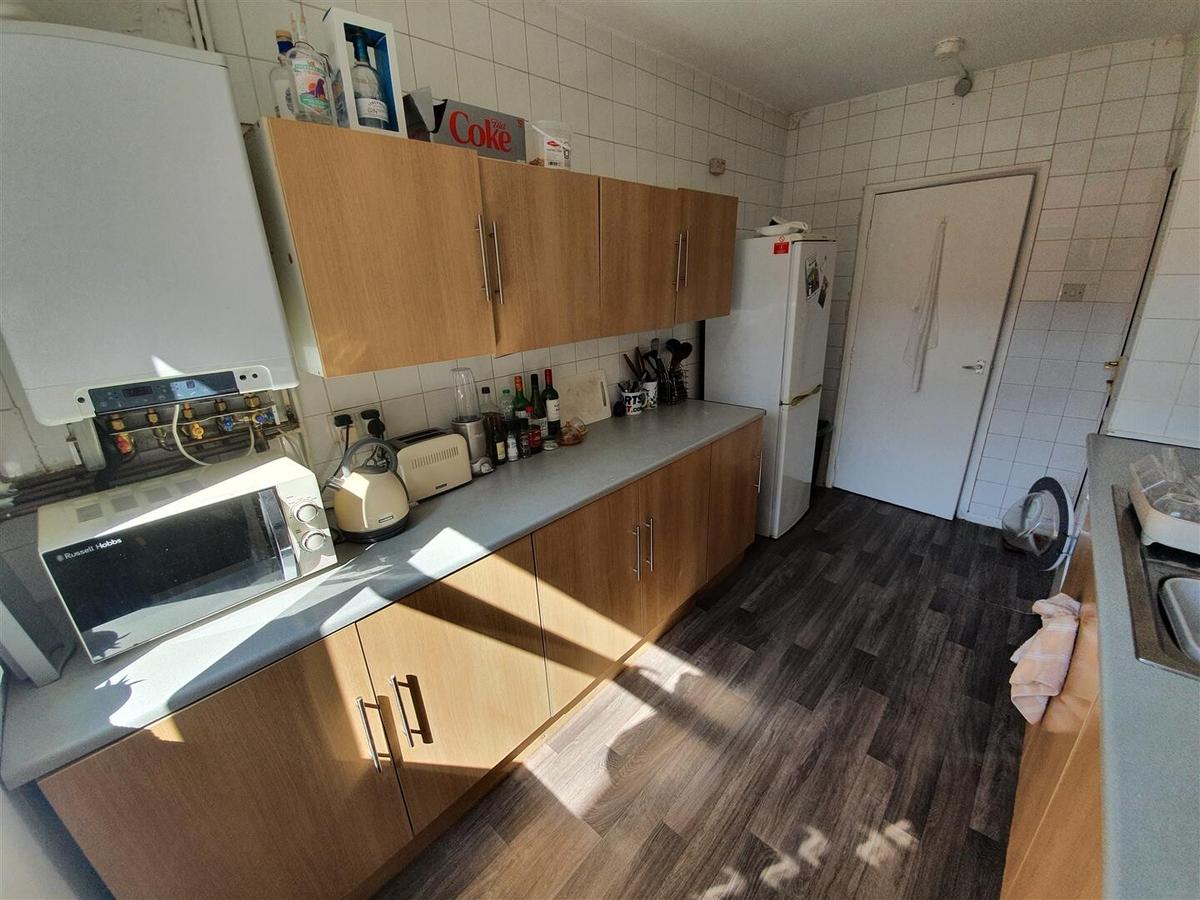 4 bedroom house for rent Wyeverne Road Cardiff, CF24 4BG | UniHomes