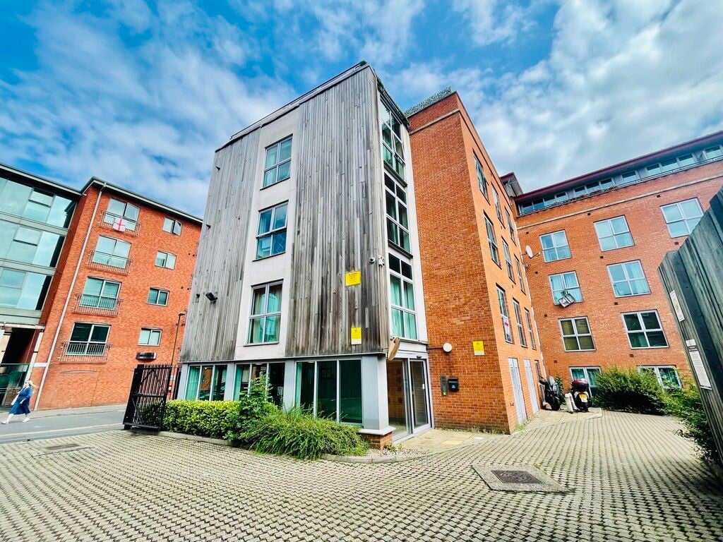 2 bedroom apartment for rent Portland Square, Nottingham, NG7 4HR ...