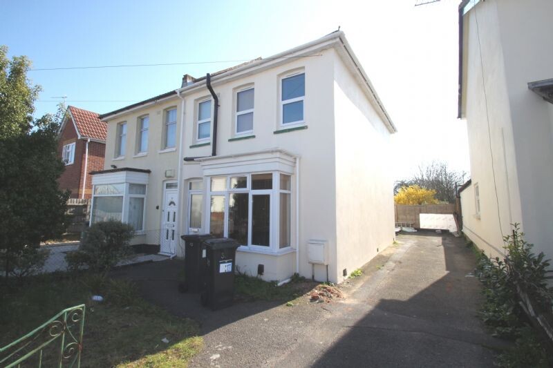 4 bedroom house for rent Shelbourne Road Bournemouth, BH8 8QY | UniHomes