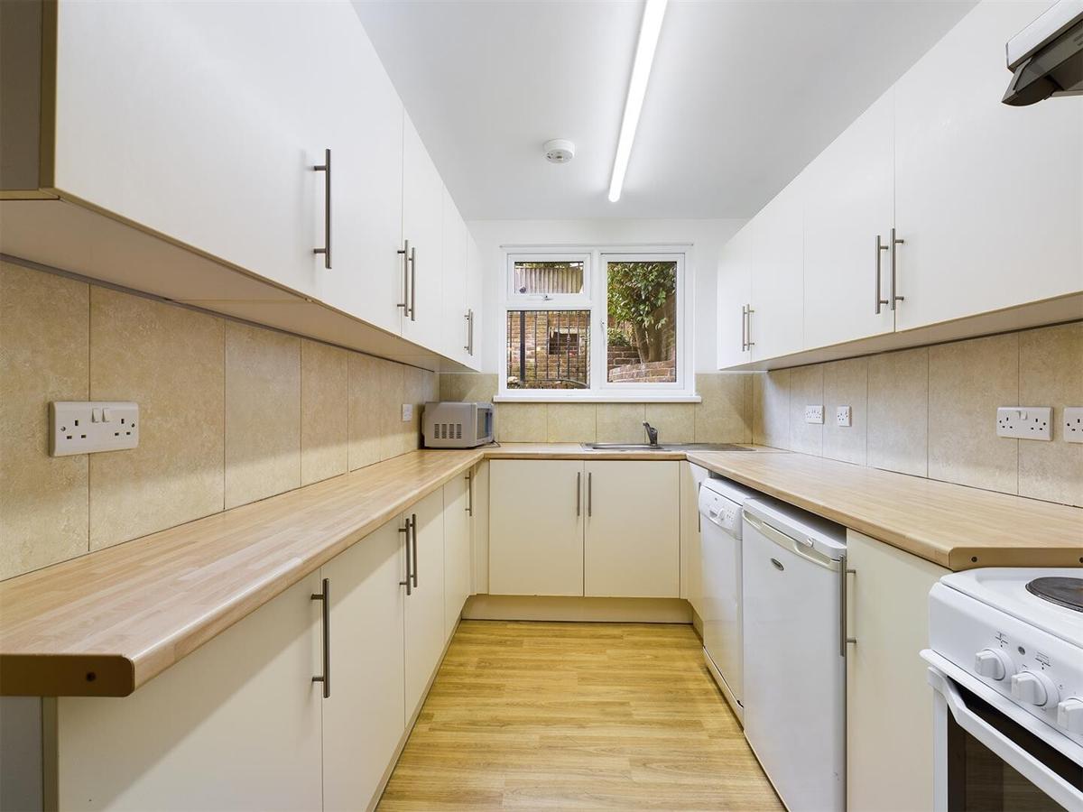 6 bedroom house for rent Bentham Road Brighton, BN2 9XB | UniHomes