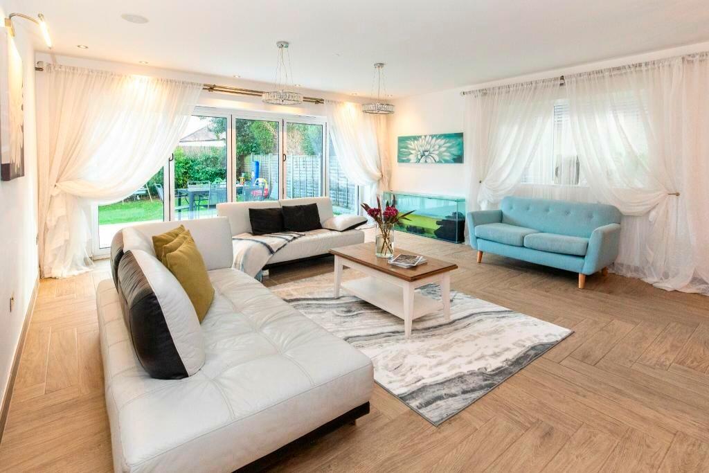 5 bedroom house for rent Leydene Close** Queens Park, Bournemouth, BH8 ...