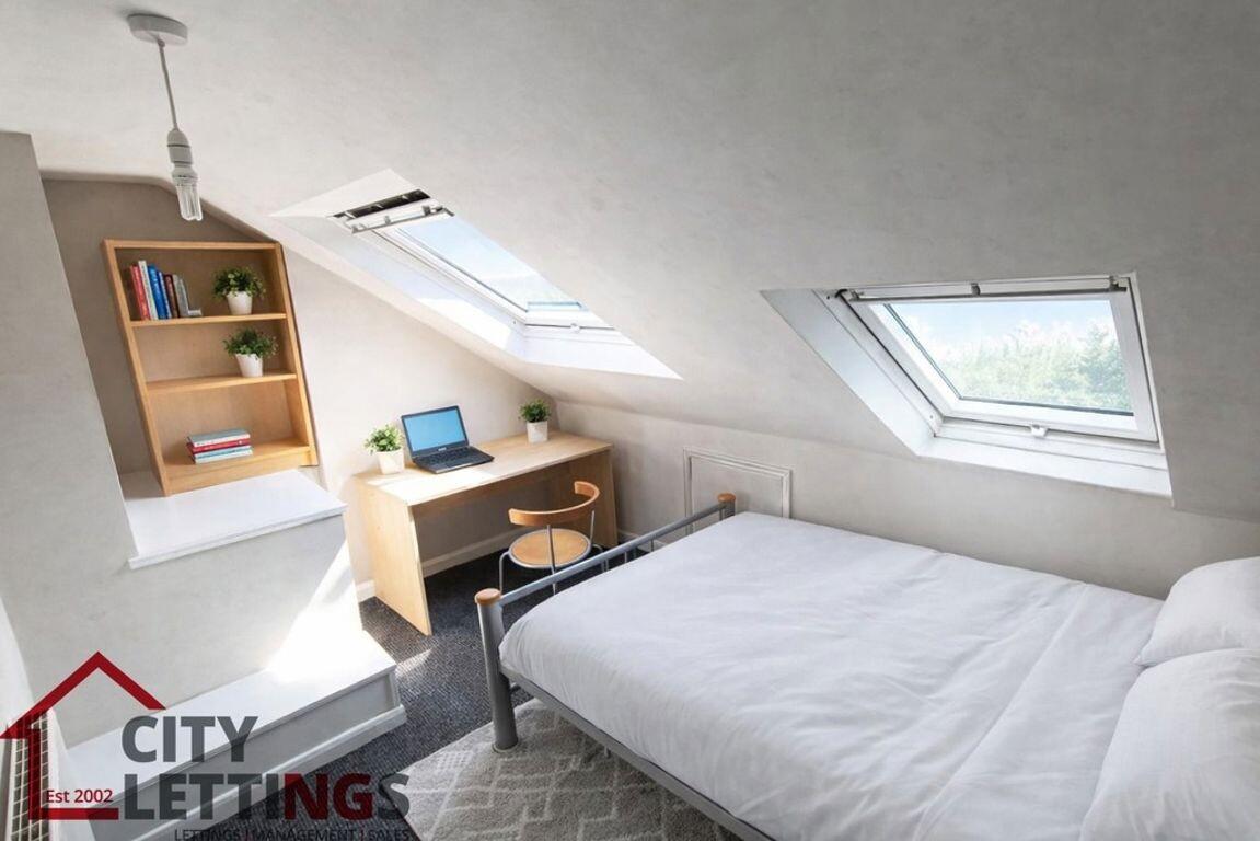 5 bedroom house for rent Lois Avenue Nottingham, NG7 2EY | UniHomes